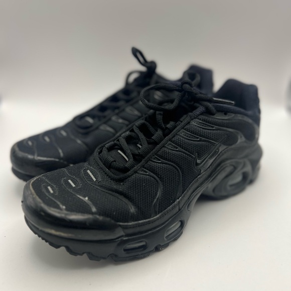 Nike | Shoes | Nike Air Max Plus Big Kids 55y | Poshmark